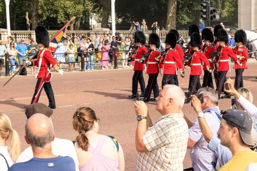 London: Walking Tour & Westminster Abbey Skip-the-Line Entry - Introduction