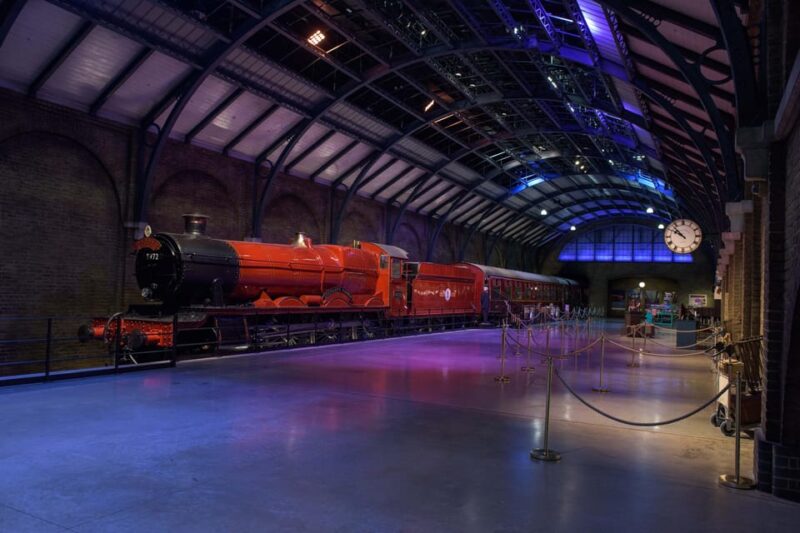 London: Warner Bros. Studio Harry Potter Tour & Branded Bus - Key Points