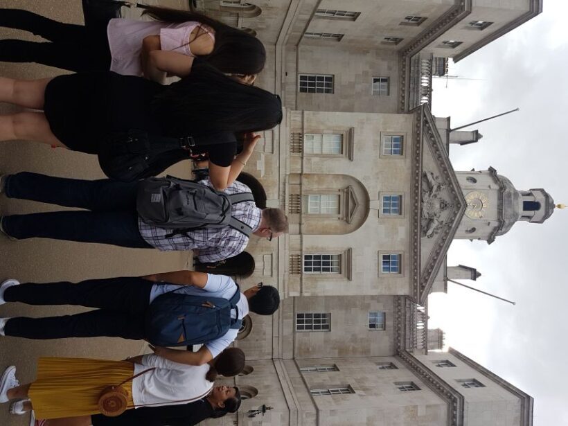 London: Westminster Abbey & Churchill War Rooms Walking Tour - FAQ