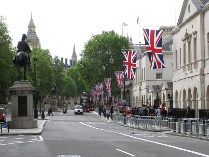 London: Westminster Private Guided Walking Tour - Additional Monuments and Legends
