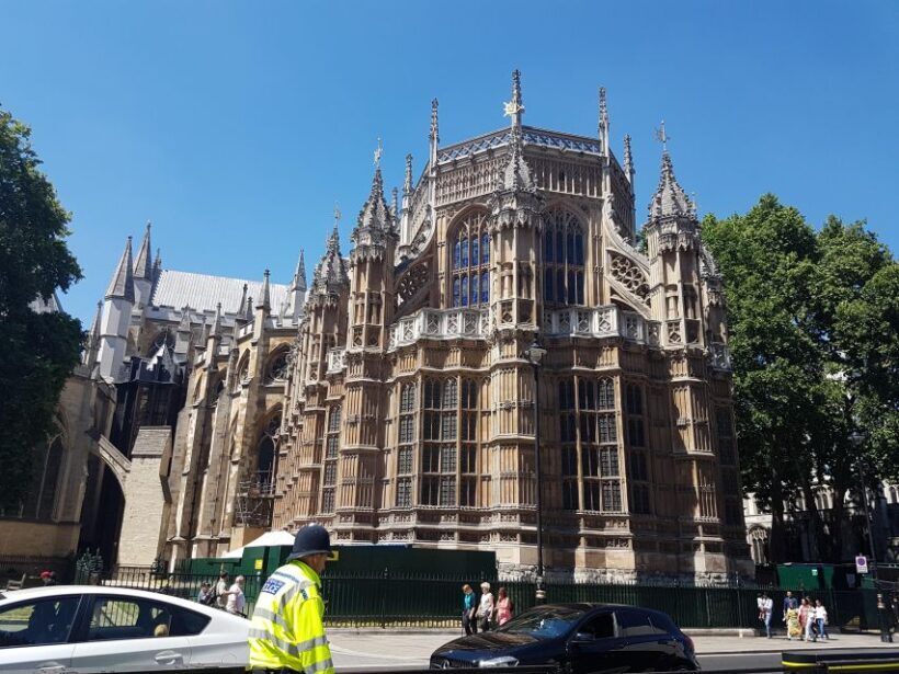 London: Wimbledon Tennis Club and Westminster Walking Tour - Who Should Consider This Tour?