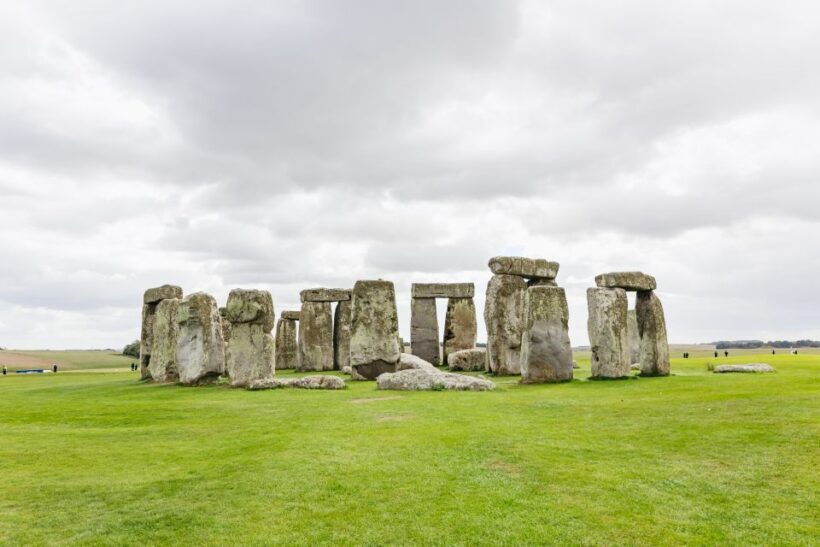 London: Windsor Castle, Stonehenge & Bath Full-Day Tour - FAQ