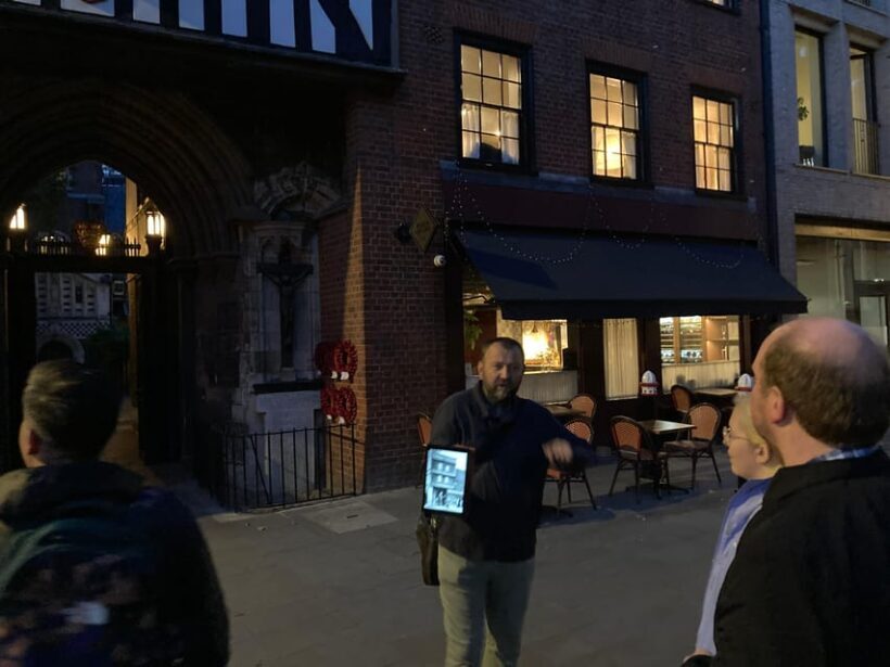 London's Ghosts & Gruesome Past Nighttime Walking Tour - FAQ