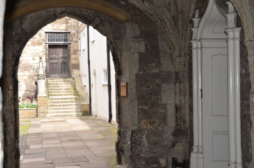 London's Hidden Treasures Tours by Black Taxi Cab - An Introduction to Londons Hidden Treasures Tour