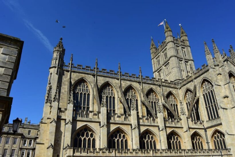 London:Windsor Castle, Stonehenge & Bath Day Trip with Local - Who Should Consider This Tour?