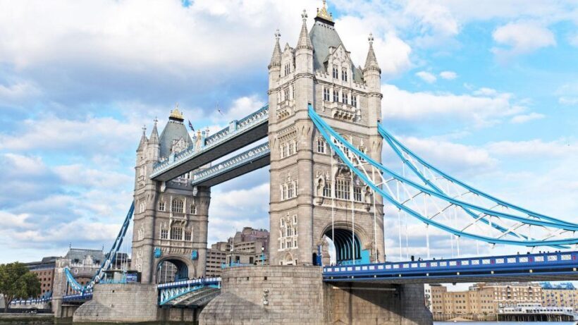 Londra Audioguide - TravelMate app for your smartphone - Exploring the London Highlights with the TravelMate App