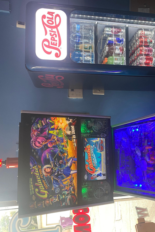 Long Beach: Pinball Arcade 40 Pinball Machines on Freeplay - Who Will Love This Tour?