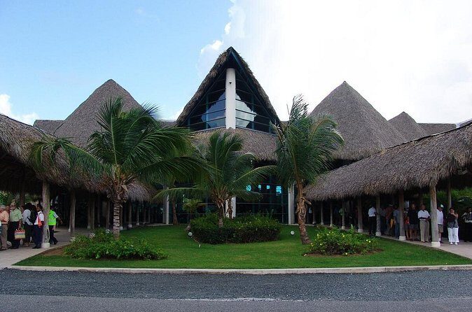 Lopesan Costa Bávaro-Punta Cana Airport Transfer - What to Expect During Your Transfer