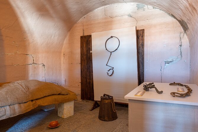 LORDS of the NIGHT PRISONS PALACE: Cells and Torture Tools - Escorted Visit - Key Points
