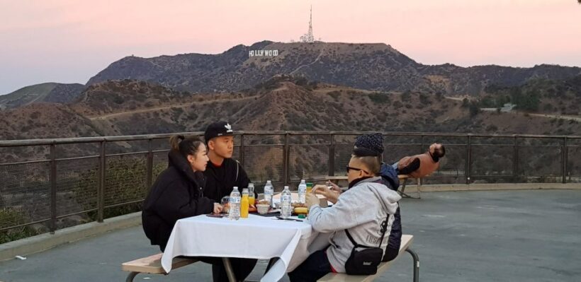 Los Angeles: 2.5 Hour Guided Mini-Car Sunrise Tour YOU Drive - A Daybreak Drive with a Twist