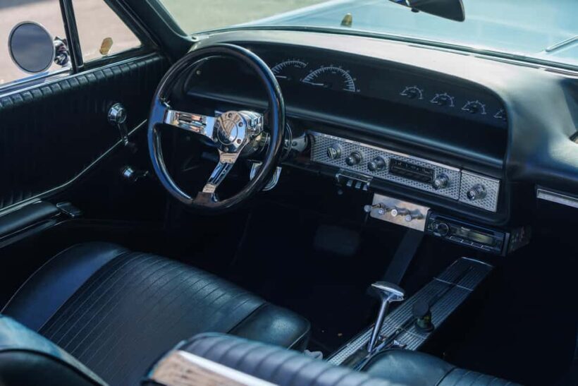 Los Angeles: Golden Route Tour in a Classic Lowrider - Authentic Experiences and Authenticity