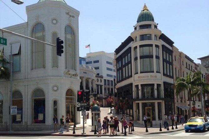 Los Angeles Grand City Tours and Stars Homes - Analyzing the Tour Experience