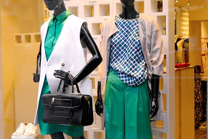 Los Angeles Local Fashion Designers Shopping Tour with a Stylist - Starting Point: Hollywood