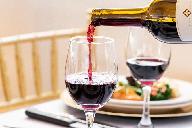 Los Angeles Premier Dinner Cruise from Marina del Rey - A Close Look at What You Can Expect on the Dinner Cruise