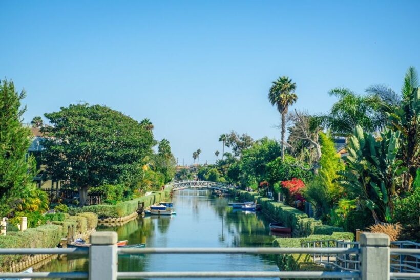 Los Angeles: Small Group Sightseeing Tour - FAQs