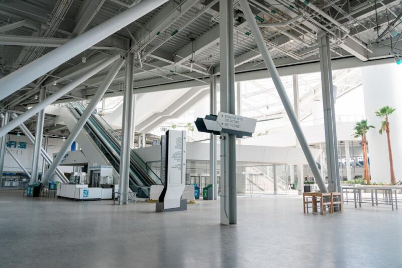 Los Angeles: SoFi Stadium Immersive Behind-the-Scenes Tour - Key Points