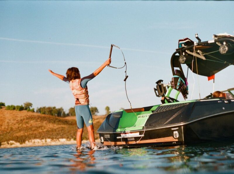 Los Angeles: Wakeboarding, Wakesurfing and Tubing - Who Will Love This Experience?