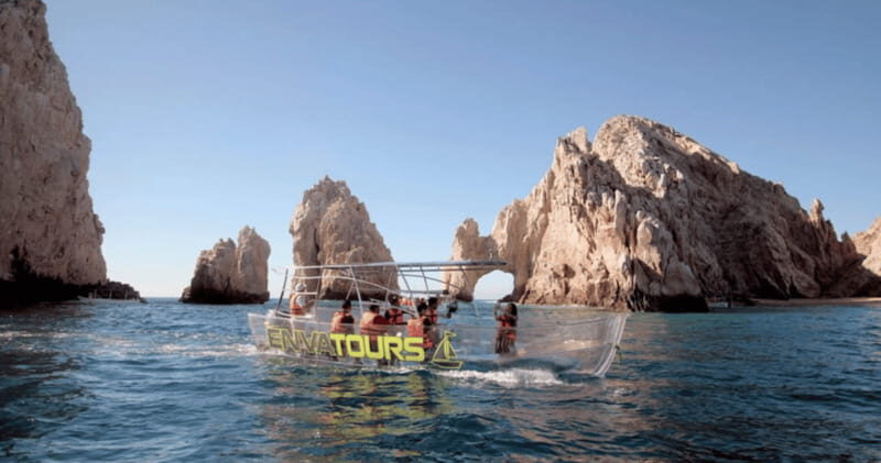 Los Cabos: Get to know the arch on the iconic transparent boat tour - Key Points