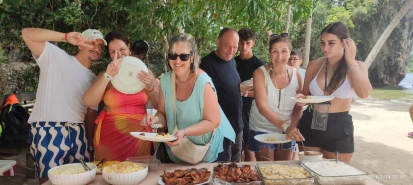 Los Haitises: Boat + Lunch at the beach & Natural pools - Key Points