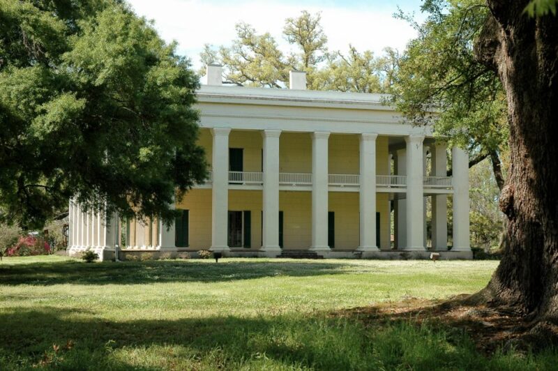 Louisiana: Laura, Oak Alley, or Whitney Plantation Tours - FAQ