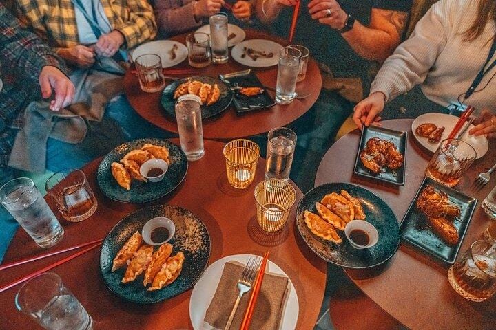 Louisville: 3-hr Walking Bourbon Tour with Paired Dishes - Key Points