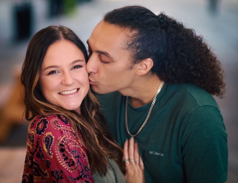 Louisville: Photoshoot Walking Tour with Pictures - Visualizing the Experience