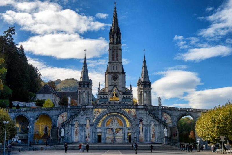 Lourdes: Express Walk with a Local in 60 minutes - Lourdes: Express Walk with a Local in 60 Minutes – A Practical Guide for Curious Travelers