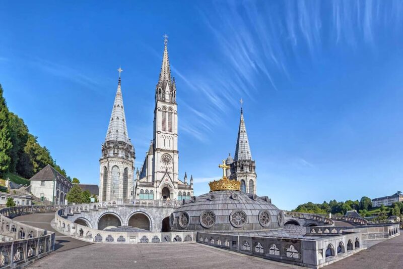 Lourdes: Full Day Private Walking Tour with Local Guide - Who Will Benefit Most?