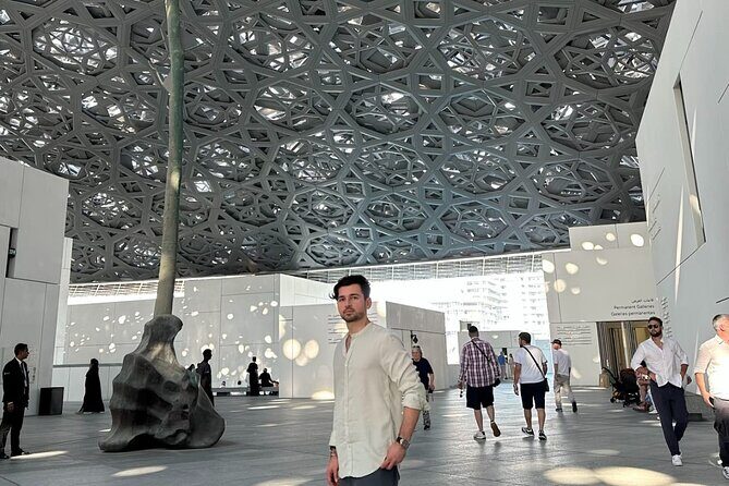Louvre Abu Dhabi museum with Private Transfer from Dubai - FAQ