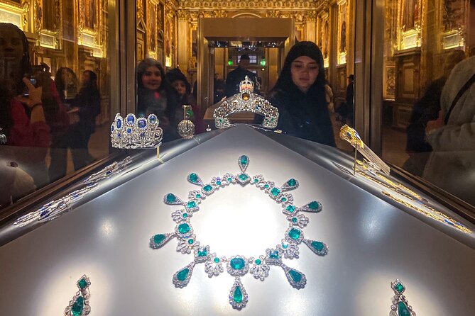 Louvre Highlights & Mona Lisa, Reserved Access With Expert Guide - Meeting Point Details: Starting Your Journey