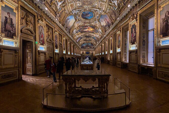 Louvre Highlights & Mona Lisa, Reserved Access With Expert Guide - Accessibility Considerations and Requirements