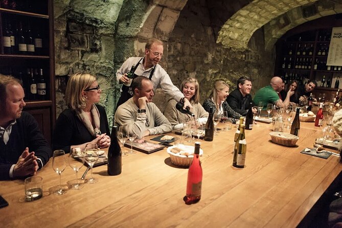 Louvre Masterpieces Express Guided Tour & French Wine Tasting - Wine Tasting at Ô Chateau