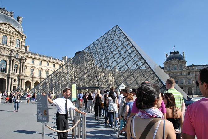 Louvre Museum Skip the Line Entry With Introduction to Mona Lisa - Visitor Experience