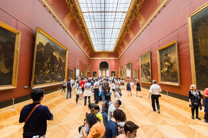 Louvre Museum Skip-the-Line Small-Group Guided Tour - Knowledgeable Tour Guides