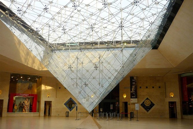 Louvre Museum Small Group Spanish Guided Tour - Important Booking Information