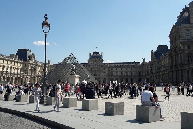 Louvre Museum Timed Entry Ticket with Audio Guide in 4 languages - Who Will Benefit Most?