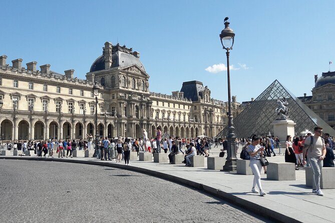 Louvre Museum Timed Entry Ticket with Audio Guide in 4 languages - The Sum Up