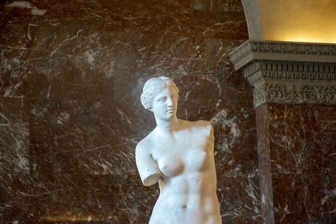 Louvre Private Guided Tour: The Essentials and More! (w/ Tickets) - Why Choose a Private Louvre Tour?