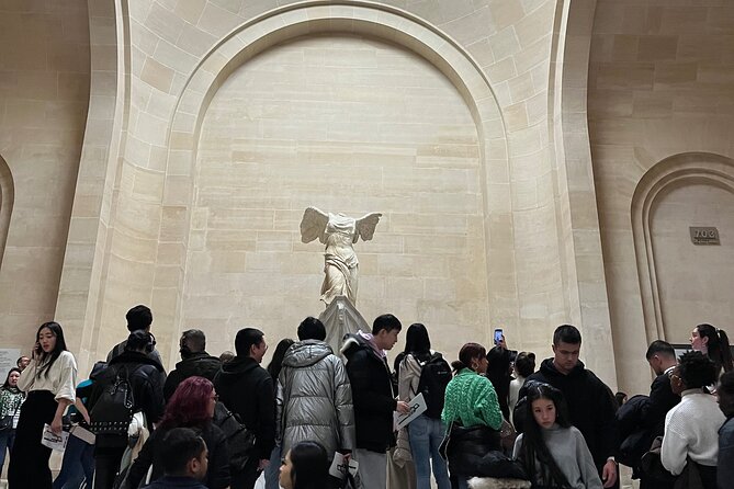 Louvre Wonders & Hidden Treasures Private - Personalized Experience