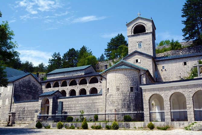 Lovcen Tour - Cetinje and Njegos's Mausoleum - Exploring the Itinerary: A Day of Culture and Nature
