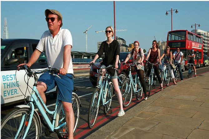 Love London Bike Tour - Cycling Through Waterloo and Hyde Park
