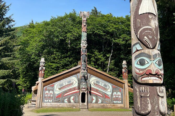 Low Tide Excursion & Totem Bight Park - Who Should Consider This Tour?