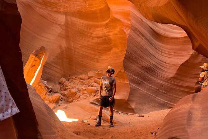 Lower Antelope Canyon Hiking Tour - Exploring the Lower Antelope Canyon Hiking Tour: A Detailed Review