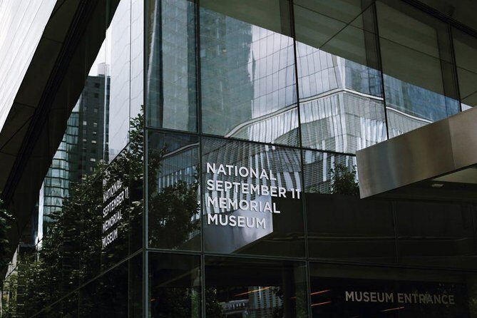 Lower Manhattan & Ground Zero Exclusive Guided Walking Tour - Navigating the Experience: What You Can Expect