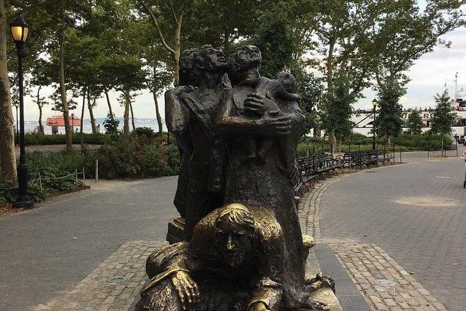 Lower Manhattan Tour with Statue of Liberty View - Practical Tips for Participants