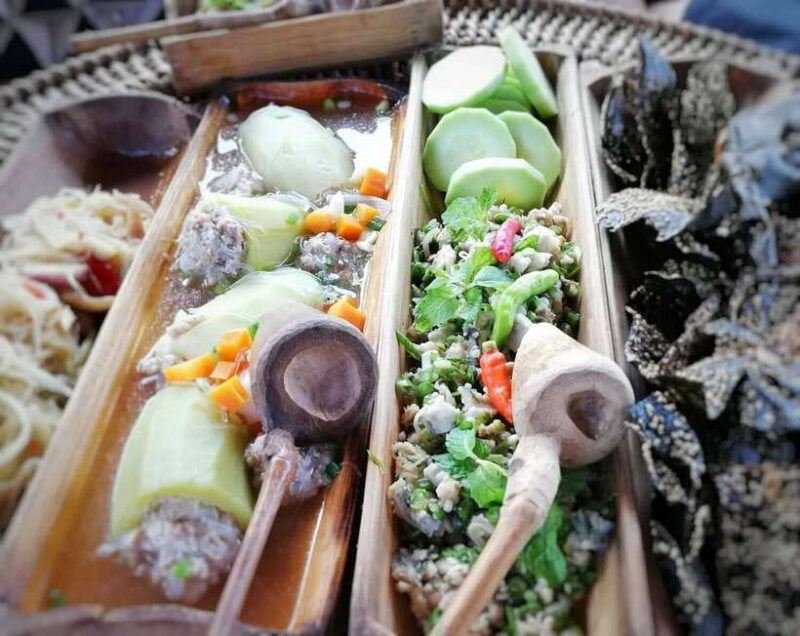 Luang Prabang: Pottery Workshop & Wat Chomphet cycling Tour - Key Points