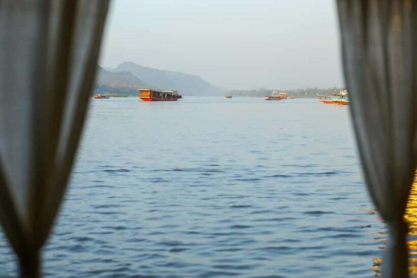 Luang Prabang: Unwind with a sunset tour on the Mekong! - Key Points