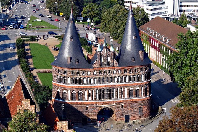 Lübeck Day Trip From Hamburg By Train With Private Guide And Lunch - Travel Details and Itinerary