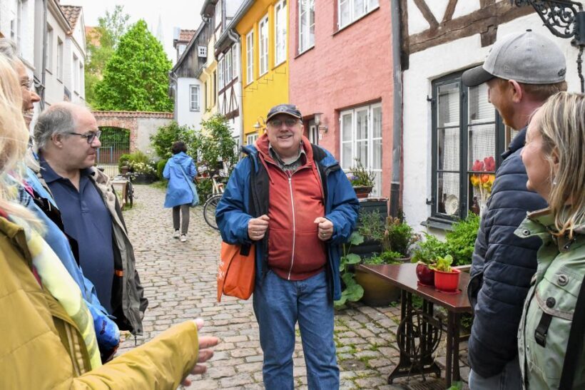 Lübeck: Entertaining Tour Through Hidden Courtyards - FAQ
