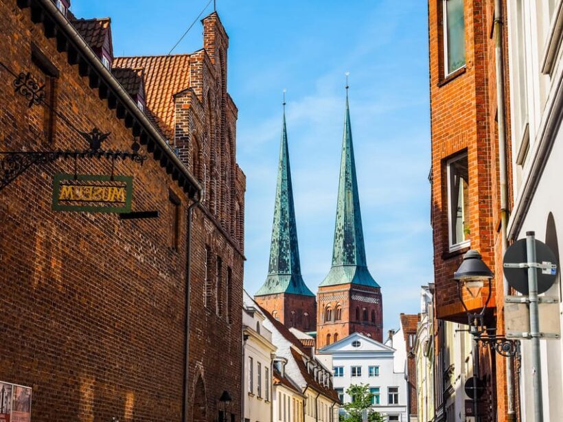 Lübeck: Express Walk with a Local - A Deep Dive into the Lübeck Express Walk
